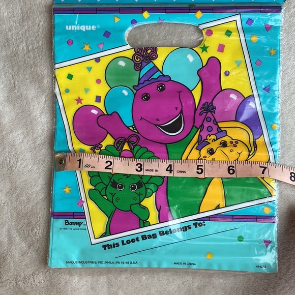 Unique Vintage | Other | Vintage Barney Loot Bag Party Favor Bags ...